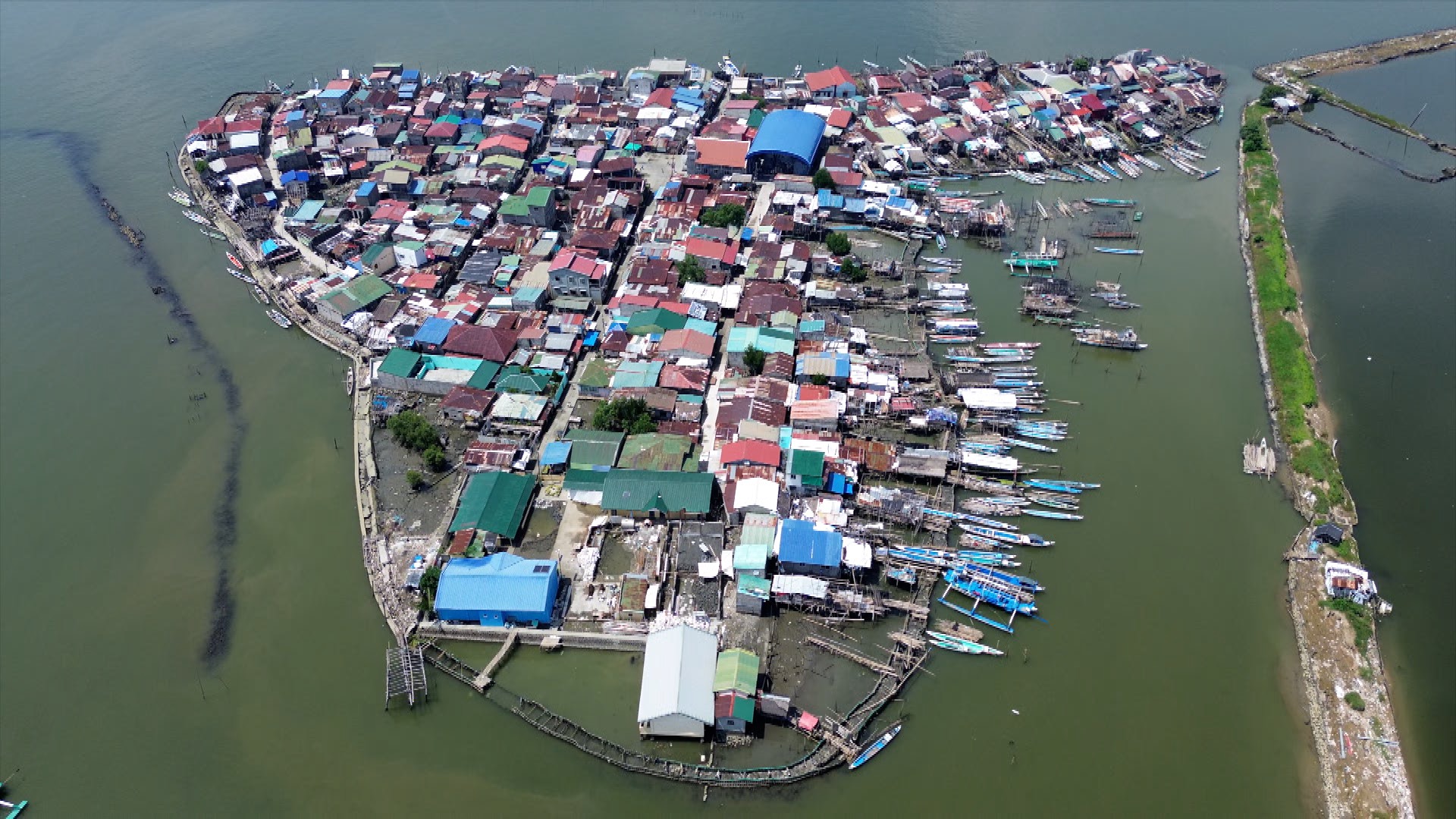 Climate change: Islanders plan for flood-adapted homes - Chantal Eco